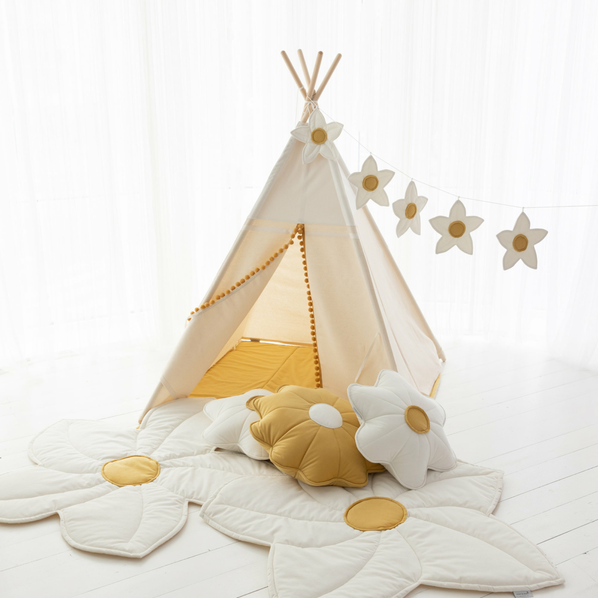 Tipi tent Cozy White Velvet - Cozy & Dozy