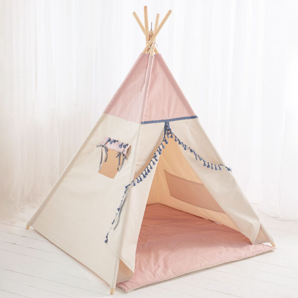 Tipi tent Boho, tassel tipi with mat - Cozy & Dozy