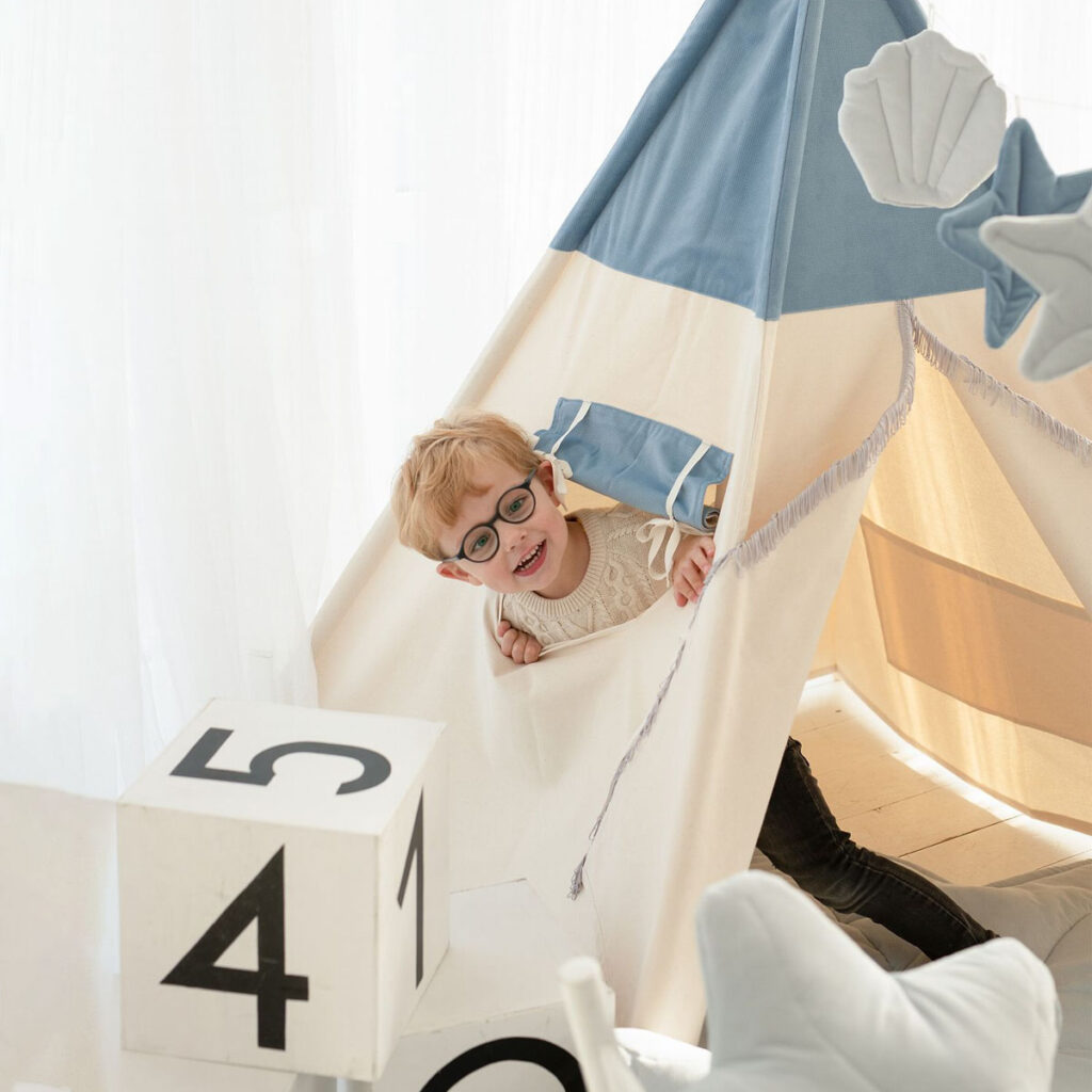 Tipi tent Blue Sea, velvet tipi with window - Cozy & Dozy