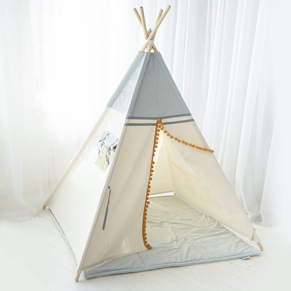 Tipi tent Grey Velvet, set with mat and pillows - Cozy & Dozy