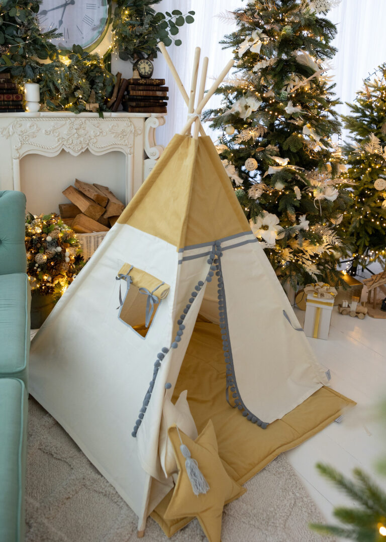 Tipi tent Cozy Yellow Velvet, set with mat - Cozy & Dozy